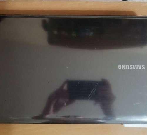 Ноутбук Samsung r425-ju02