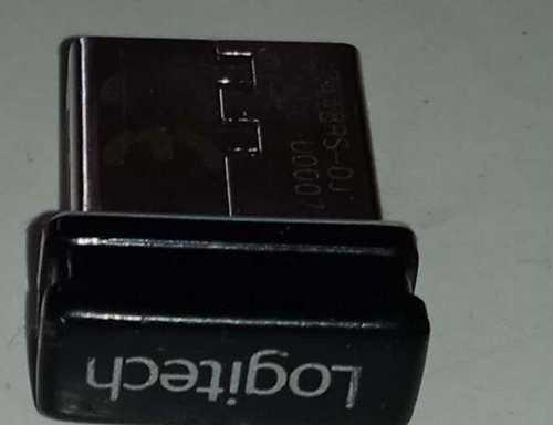 Bluetooth адаптер Logitech на USB-порт
