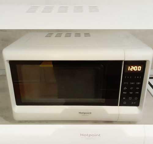 Микроволновка hotpoint ariston . Б/У рабочая