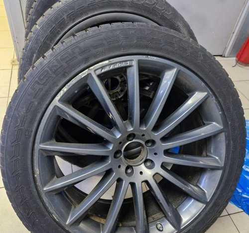 Nokian Tyres Hakkapeliitta 1 275/45 R21