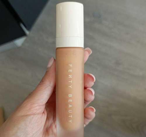 Тоналки Fenty beauty pro filt'r soft matte 320