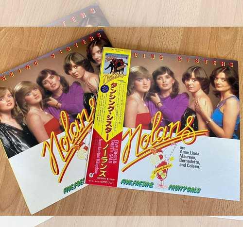 The Nolans – Dancing Sisters