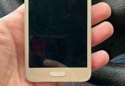 Samsung Galaxy A3 SM-A300F, 16 ГБ