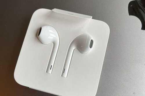 Гарнитура apple earpods