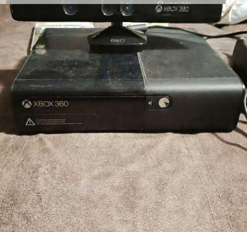 Microsoft Xbox 360 E, 500 ГБ