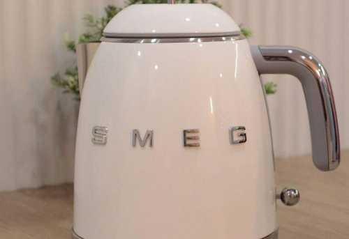 Чайник электрический Smeg KLF05wheu