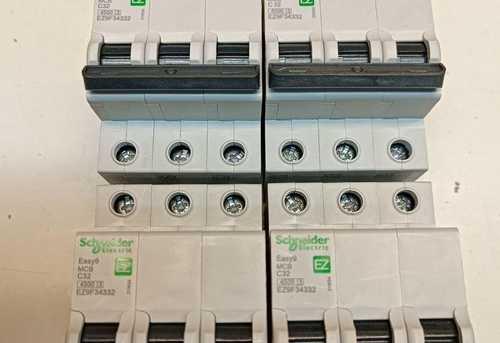 Schneider Electric EZ9F34332