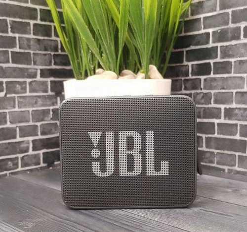 Портативная колонка jbl go
