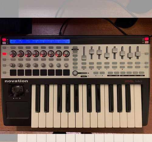 Миди клавиатура Novation 25 SL mkII