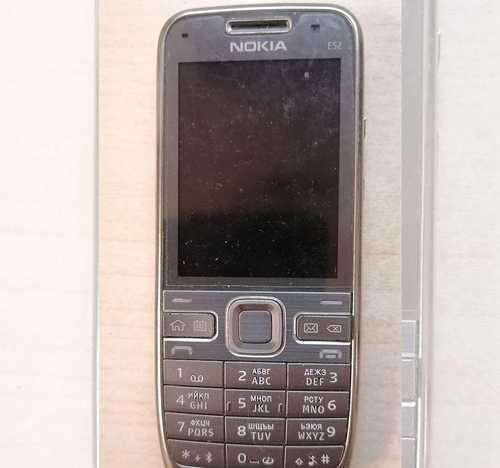 Nokia E52