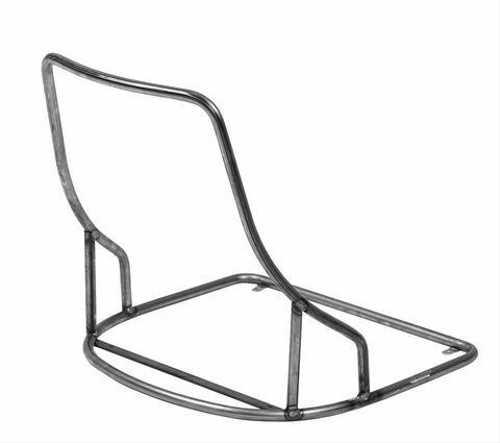 Металлический каркас стула со спинкой и сиденьем