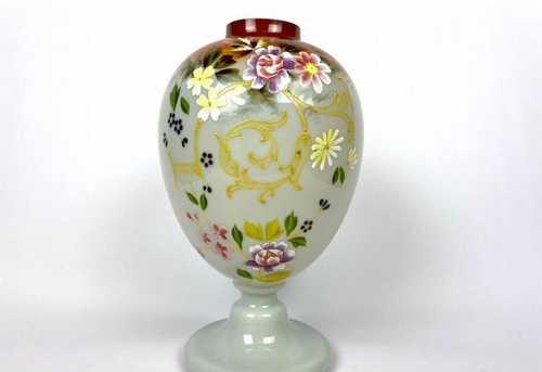 Антикварная ваза, опаловое стекло, ручная роспись