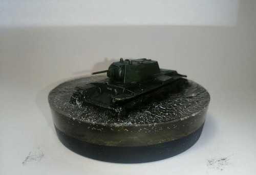 Диорама танка кв-1 в болоте