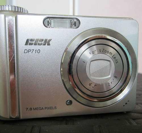 Фотоаппарат цифровой BBK DP710,отличное состояние