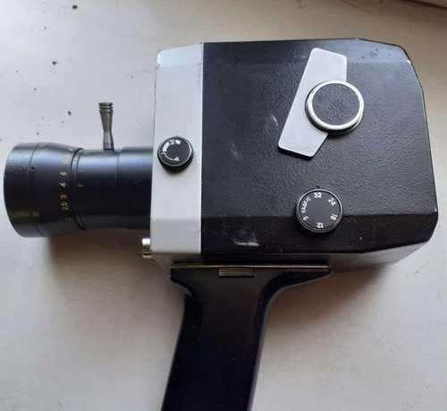 Кинокамера Кварц 18С-2