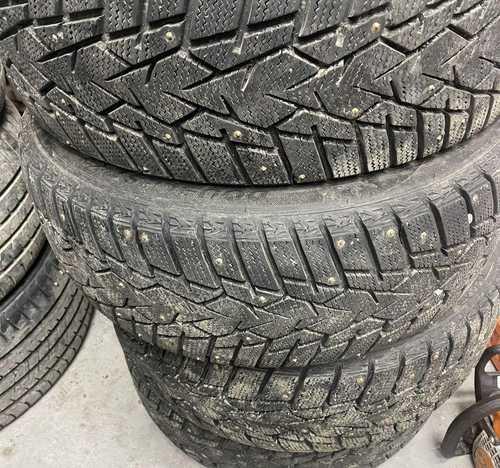 DoubleStar Apex Racing 215/60 R16