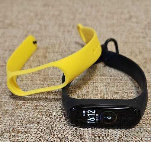 Фитнес браслет xiaomi mi band 4