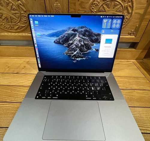 Macbook PRO 16 M1