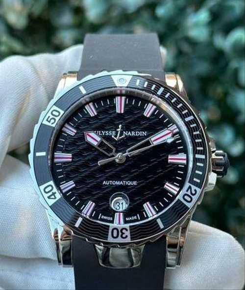 Часы женские Ulysse Nardin Lady Diver 40 mm