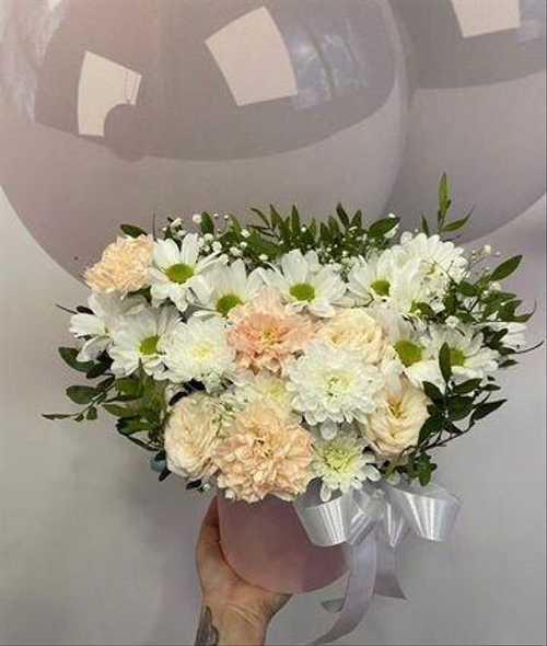 Цветы хризантемы подарок букет диантусы розы