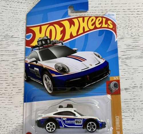 Hot wheels porsche 911 rallye