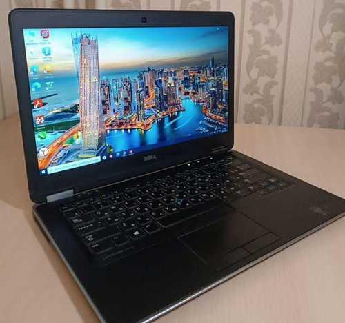 UltraBook dell i7/12/HD/SSD/FHD