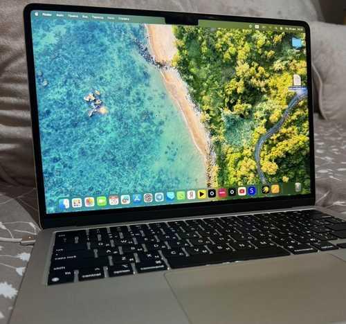 Ноутбук Apple MacBook Air 13 256 гб