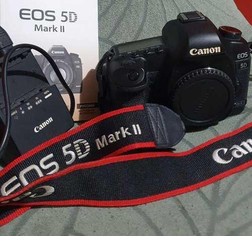 Зеркальный фотоаппарат canon eos 5D mark II