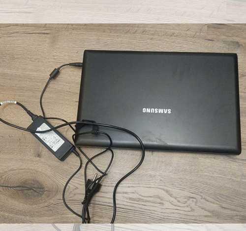 Ноутбук Samsung r719