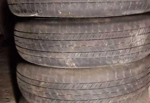 Yokohama Geolandar G033 215/70 R16 100H