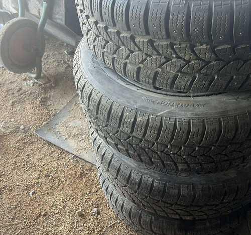 Tigar Sigura Stud 205/60 R16