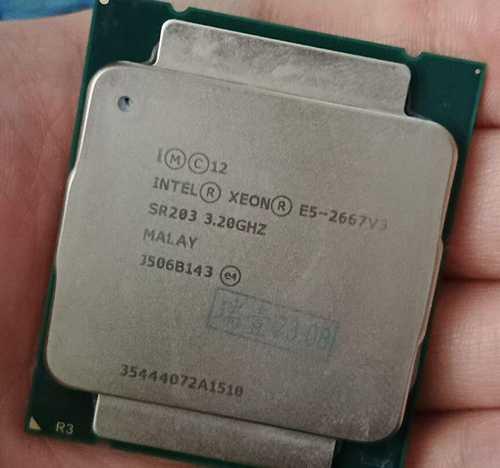 Процессор Intel Xeon 2667 v3