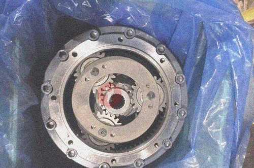 Редуктор поворота Hyundai 31N4-10141