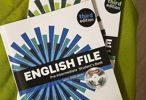 English File Pre-Intermediate. Student's Book