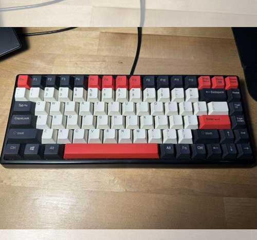 Механическая клавиатура Keycool84. Cherry mx red