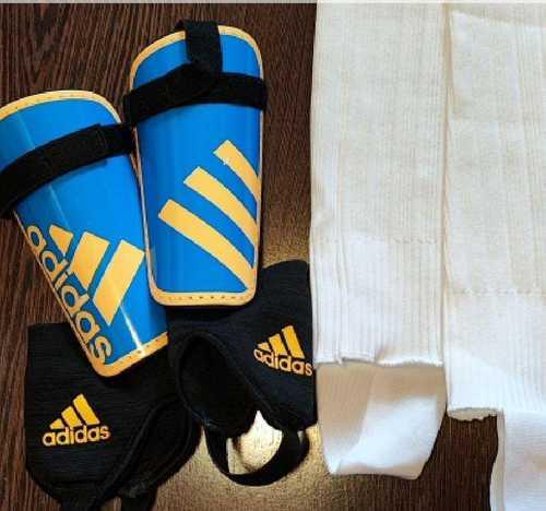 Щитки футбольные adidas