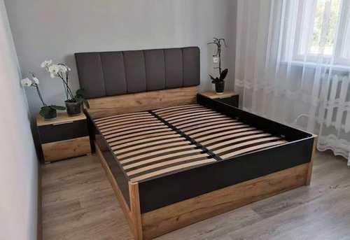 Кровать с мягкой спинкой в стиле loft
