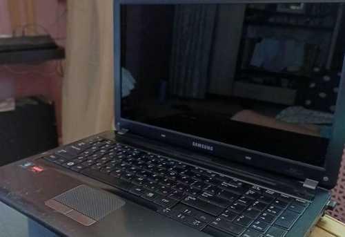 Игровой ноутбук 15.6" Samsung R525, 250 ГБ, Turion II Mobile M520, RAM 4 ГБ, ATI Mobility Radeon HD 5470 4 ГБ