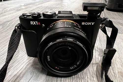 Sony RX1R в идеальном состоянии