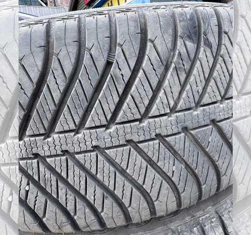 Goodyear Vector 4Seasons 225/45 R18 91H