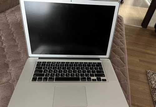 Apple MacBook Pro 15 (15,4(1680 x 1050)