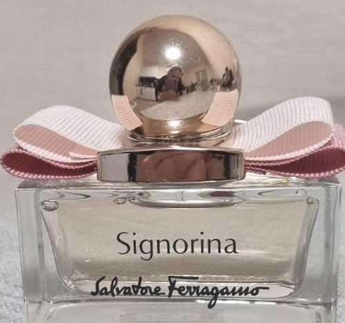 Salvatore ferragamo signorina парфюмерия