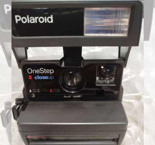 Фотоаппарат моментальной печати polaroid