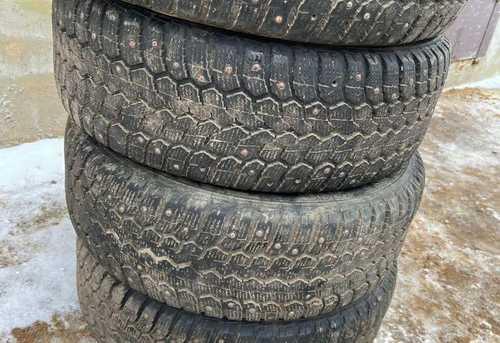 Dunlop Grandtrek Ice 02 215/70 R16 и 215/70 R16 19L