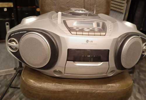 CD-магнитола LG CD-M371AX