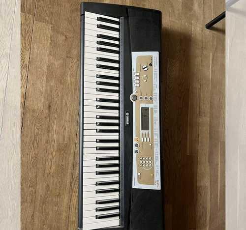 Синтезатор yamaha psr r200