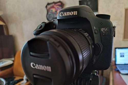 Зеркальный фотоаппарат canon7D