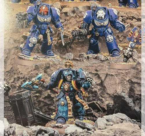 Warhammer 40000 space marine librarian