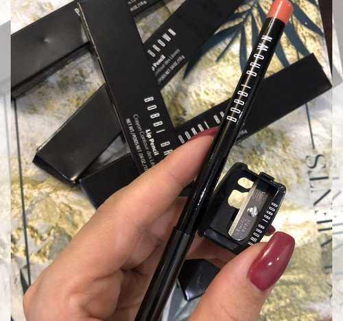 Bobbi brown Карандаш для губ