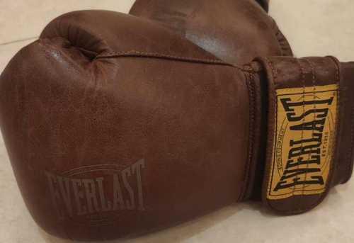 Боксерские перчатки everlast 14 oz